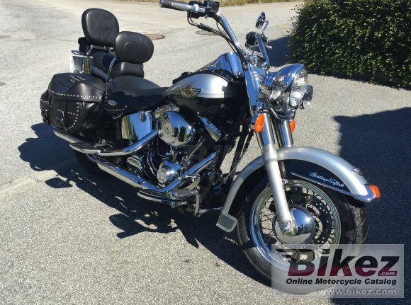 Harley-Davidson FLSTC Heritage Softail Classic gallery