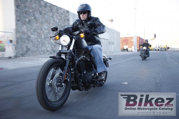 Harley-Davidson Sportster XL 883N Iron 883 gallery