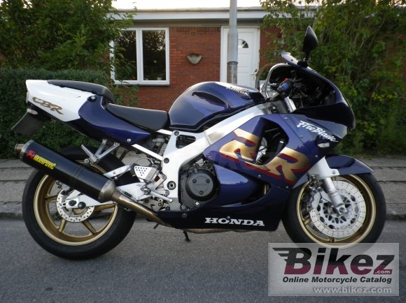 Honda CBR 900 RR gallery