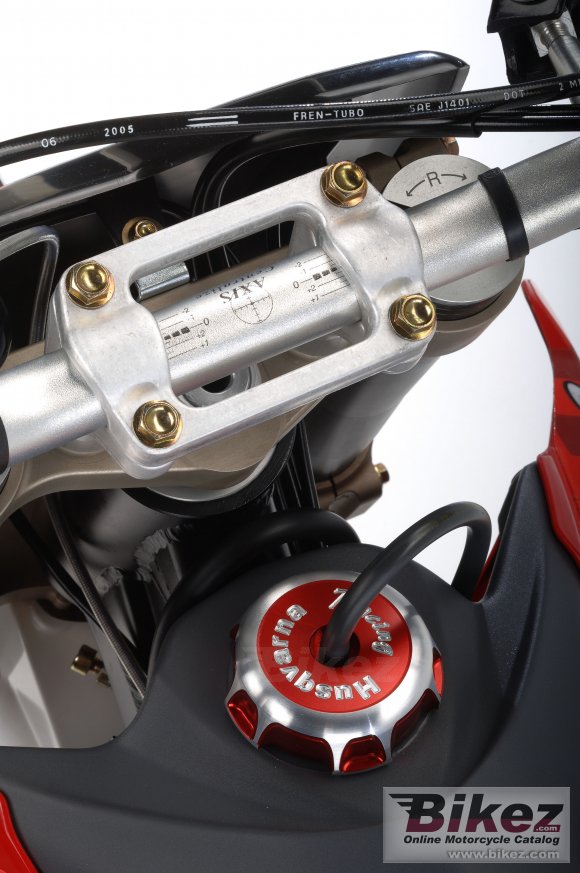 Husqvarna SM 450 R gallery