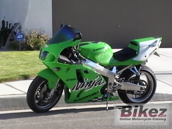 Kawasaki ZX-7R Ninja gallery