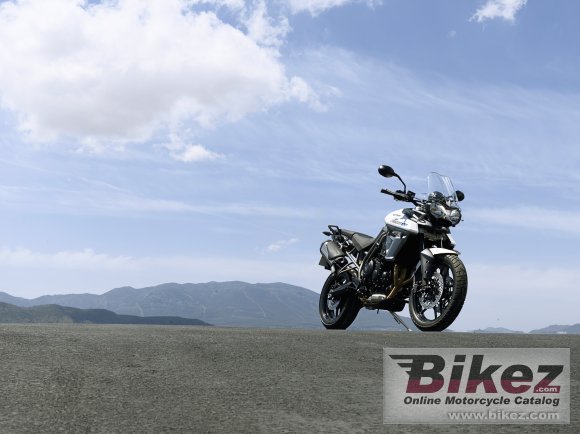 Triumph Tiger 800 XR gallery