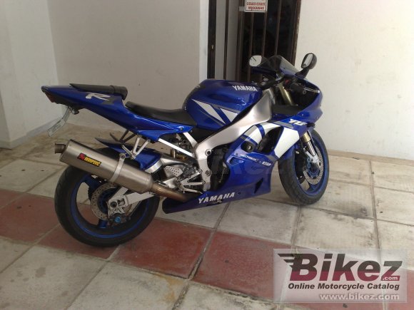 Yamaha YZF-R1 gallery