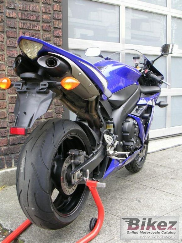 Yamaha YZF-R1 gallery