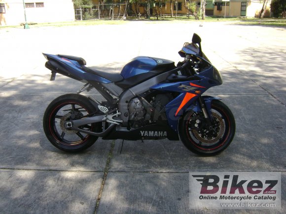 Yamaha YZF-R1 gallery
